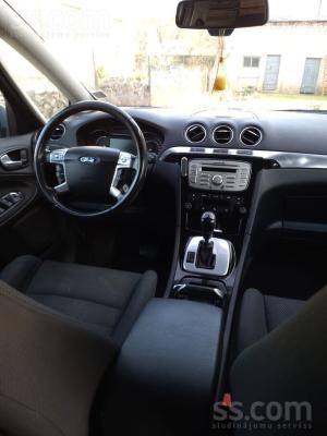 Ford S-Max 2010 in Ogre, with an engine capacity of 2.00 L and mileage of 345 thousand km for 5350 €, photo 2 on AUTOMOTO.COM.LV