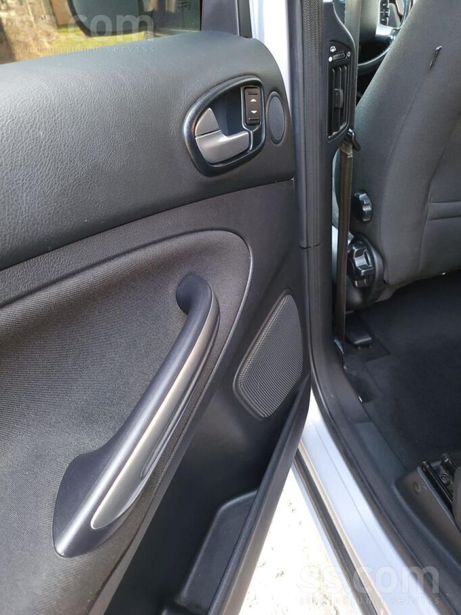 Ford S-Max 2010 in Ogre, with an engine capacity of 2.00 L and mileage of 345 thousand km for 5350 €, photo 6 on AUTOMOTO.COM.LV