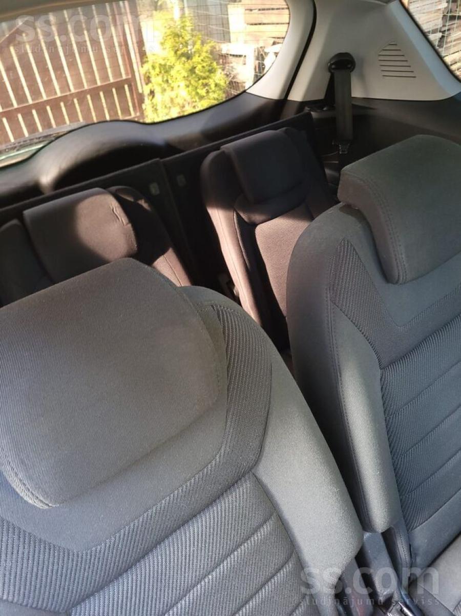 Ford S-Max 2010 in Ogre, with an engine capacity of 2.00 L and mileage of 345 thousand km for 5350 €, photo 7 on AUTOMOTO.COM.LV