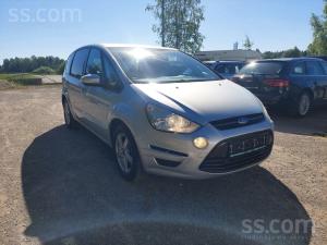 Ford S-Max 2010 Cēsis, ar dzinēja tilpumu 2.00 L un nobraukumu 259 tūkst. km par 5200 €, foto 3 vietnē AUTOMOTO.COM.LV