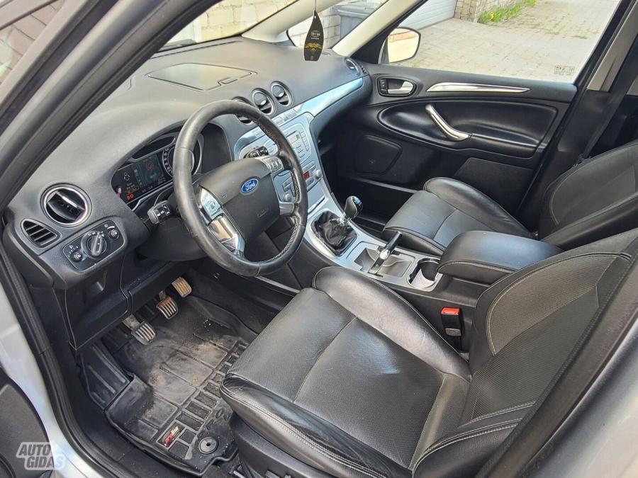 Ford S-Max 2010 Marijampole, ar dzinēja tilpumu 1.80 L un nobraukumu 282 tūkst. km par 2650 €, foto 10 vietnē AUTOMOTO.COM.LV