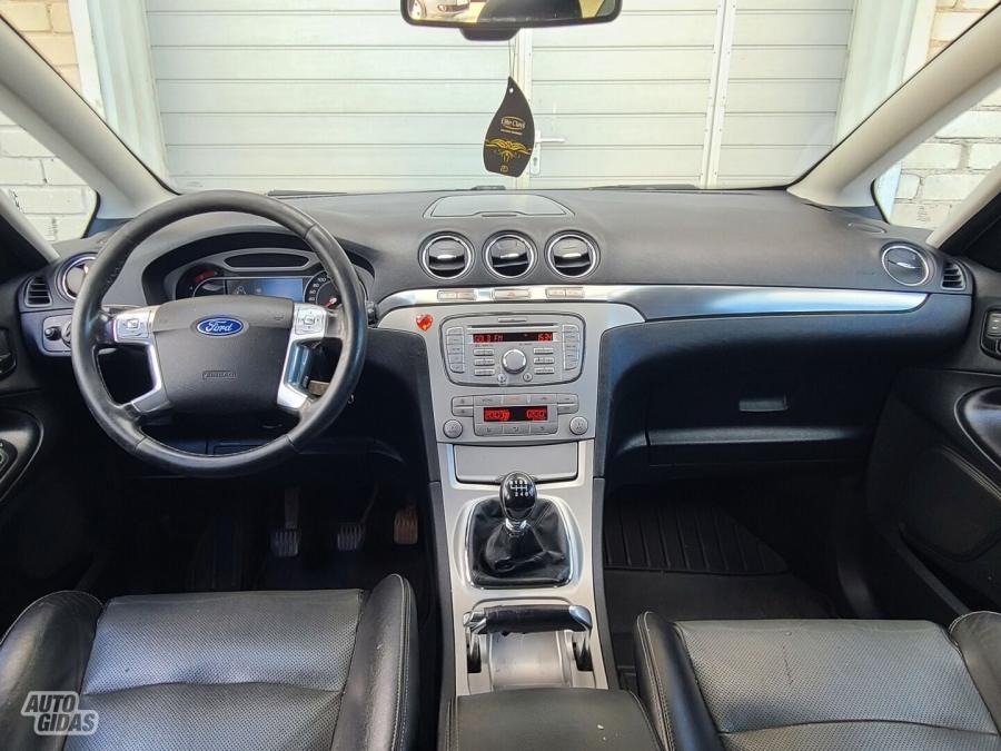 Ford S-Max 2010 Marijampole, ar dzinēja tilpumu 1.80 L un nobraukumu 282 tūkst. km par 2650 €, foto 11 vietnē AUTOMOTO.COM.LV