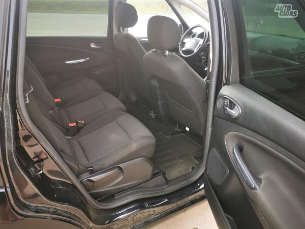 Ford S-Max 2010 Ukmergė, ar dzinēja tilpumu 2.00 L un nobraukumu 296 tūkst. km par 3600 €, foto 5 vietnē AUTOMOTO.COM.LV