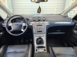 Ford S-Max 2010 in Marijampole, with an engine capacity of 1.80 L and mileage of 282 thousand km for 2450 €, photo 11 on AUTOMOTO.COM.LV