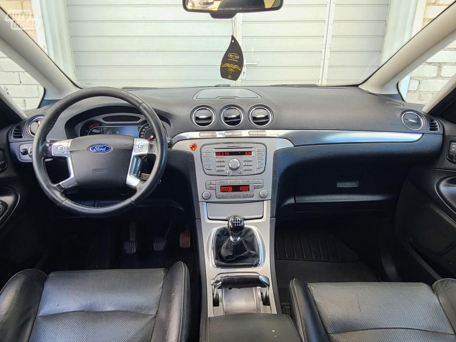 Ford S-Max 2010 in Marijampole, with an engine capacity of 1.80 L and mileage of 282 thousand km for 2450 €, photo 11 on AUTOMOTO.COM.LV