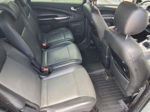 Ford S-Max 2010 in Marijampole, with an engine capacity of 1.80 L and mileage of 282 thousand km for 2450 €, photo 13 on AUTOMOTO.COM.LV