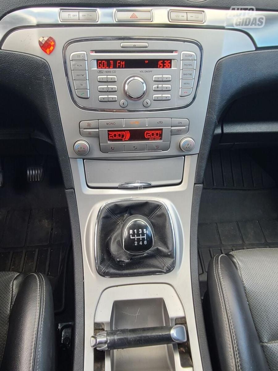 Ford S-Max 2010 in Marijampole, with an engine capacity of 1.80 L and mileage of 282 thousand km for 2450 €, photo 18 on AUTOMOTO.COM.LV