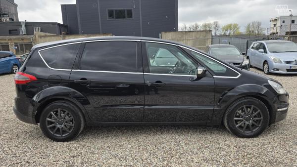 Ford S-Max 2010 in Kaunas, with an engine capacity of 2.00 L and mileage of 312 thousand km for 3999 €, photo 5 on AUTOMOTO.COM.LV