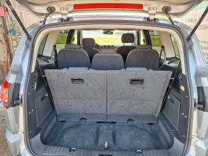 Ford S-Max 2010 in Taurage, with an engine capacity of 2.00 L and mileage of 275 thousand km for 3700 €, photo 14 on AUTOMOTO.COM.LV
