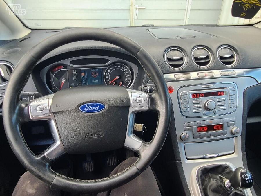 Ford S-Max 2010 Marijampole, ar dzinēja tilpumu 1.80 L un nobraukumu 282 tūkst. km par 2450 €, foto 15 vietnē AUTOMOTO.COM.LV