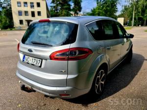 Ford S-Max 2011 in Riga, with an engine capacity of 2.00 L and mileage of 325 thousand km for 4150 €, photo 4 on AUTOMOTO.COM.LV