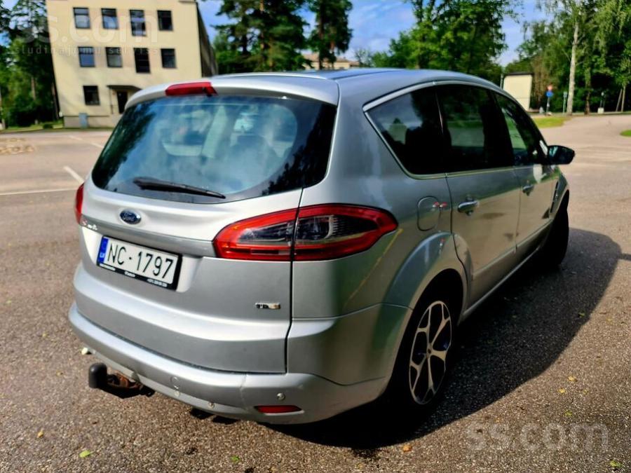 Ford S-Max 2011 in Riga, with an engine capacity of 2.00 L and mileage of 325 thousand km for 4150 €, photo 4 on AUTOMOTO.COM.LV