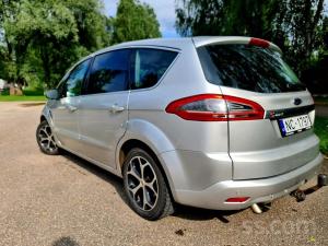 Ford S-Max 2011 in Riga, with an engine capacity of 2.00 L and mileage of 325 thousand km for 4150 €, photo 7 on AUTOMOTO.COM.LV