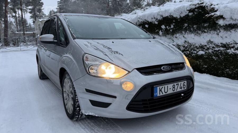 Ford S-Max 2011 in Riga, with an engine capacity of 2.00 L and mileage of 301 thousand km for 4100 €, photo 1 on AUTOMOTO.COM.LV