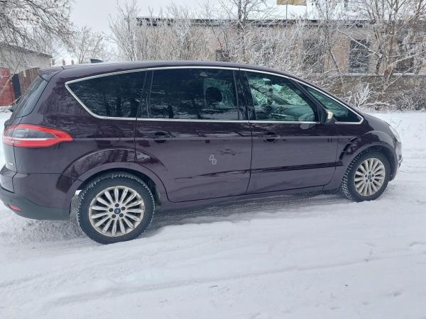 Ford S-Max 2011 in Radviliskis, with an engine capacity of 2.00 L and mileage of 285 thousand km for 4999 €, photo 3 on AUTOMOTO.COM.LV
