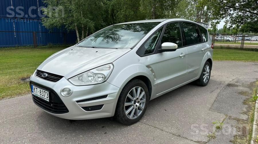 Ford S-Max 2011 in Riga, with an engine capacity of 2.00 L and mileage of 334 thousand km for 2855 €, photo 3 on AUTOMOTO.COM.LV