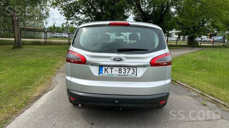 Ford S-Max 2011 in Riga, with an engine capacity of 2.00 L and mileage of 334 thousand km for 2855 €, photo 8 on AUTOMOTO.COM.LV
