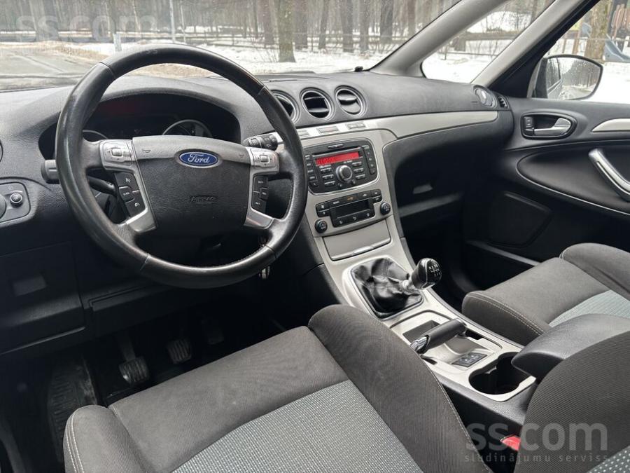 Ford S-Max 2011 Rīga, ar dzinēja tilpumu 2.00 L un nobraukumu 0 tūkst. km par 4690 €, foto 17 vietnē AUTOMOTO.COM.LV