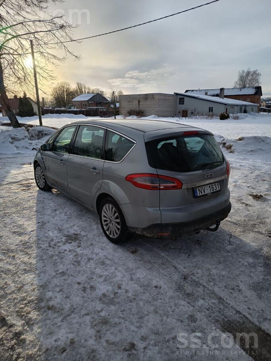 Ford S-Max 2011 Liepāja, ar dzinēja tilpumu 2.00 L un nobraukumu 345 tūkst. km par 5200 €, foto 1 vietnē AUTOMOTO.COM.LV