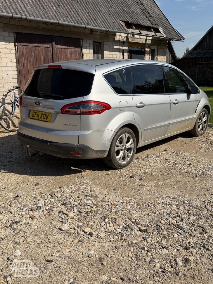 Ford S-Max 2011 in Anyksciai, with an engine capacity of 2.00 L and mileage of 146 thousand km for 1800 €, photo 4 on AUTOMOTO.COM.LV