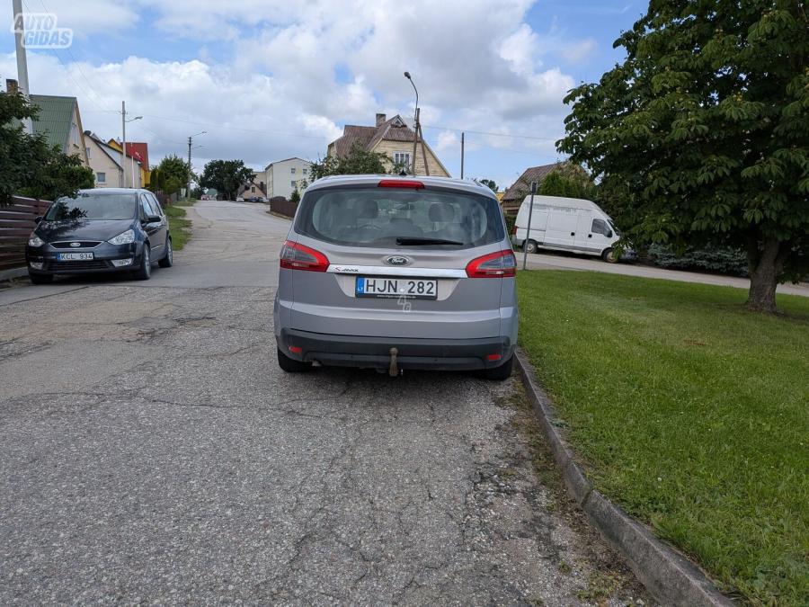 Ford S-Max 2011 in Kaunas, with an engine capacity of 2.00 L and mileage of 373 thousand km for 2000 €, photo 5 on AUTOMOTO.COM.LV