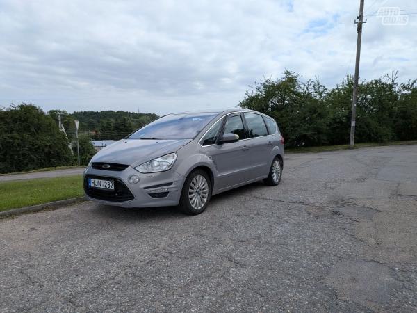 Ford S-Max 2011 in Kaunas, with an engine capacity of 2.00 L and mileage of 373 thousand km for 1800 €, photo 1 on AUTOMOTO.COM.LV