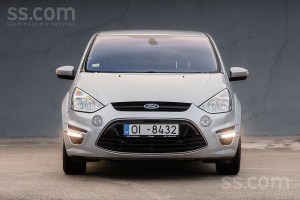 Ford S-Max 2012 in Jelgava, with an engine capacity of 2.00 L and mileage of 298 thousand km for 5000 €, photo 2 on AUTOMOTO.COM.LV