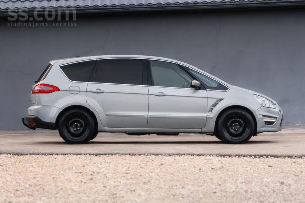 Ford S-Max 2012 in Jelgava, with an engine capacity of 2.00 L and mileage of 298 thousand km for 5000 €, photo 4 on AUTOMOTO.COM.LV