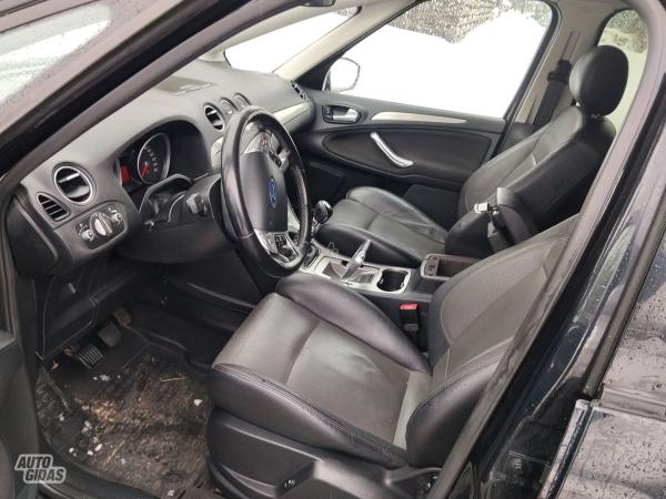 Ford S-Max 2012 in Vilnius, with an engine capacity of 2.00 L and mileage of 285 thousand km for 4200 €, photo 3 on AUTOMOTO.COM.LV