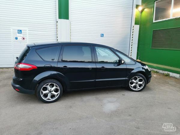 Ford S-Max 2012 in Vilnius, with an engine capacity of 2.00 L and mileage of 285 thousand km for 4200 €, photo 4 on AUTOMOTO.COM.LV