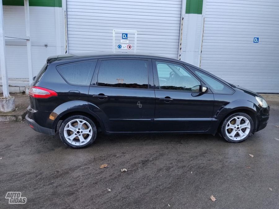 Ford S-Max 2012 in Vilnius, with an engine capacity of 2.00 L and mileage of 285 thousand km for 4200 €, photo 8 on AUTOMOTO.COM.LV