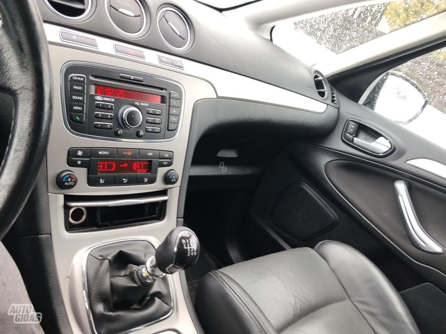 Ford S-Max 2012 in Vilnius, with an engine capacity of 2.00 L and mileage of 285 thousand km for 4200 €, photo 10 on AUTOMOTO.COM.LV