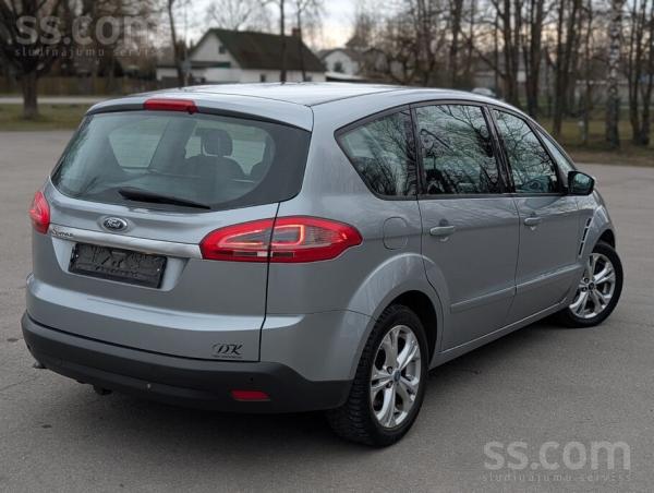 Ford S-Max 2012 in Riga, with an engine capacity of 2.00 L and mileage of 0 thousand km for 4950 €, photo 4 on AUTOMOTO.COM.LV