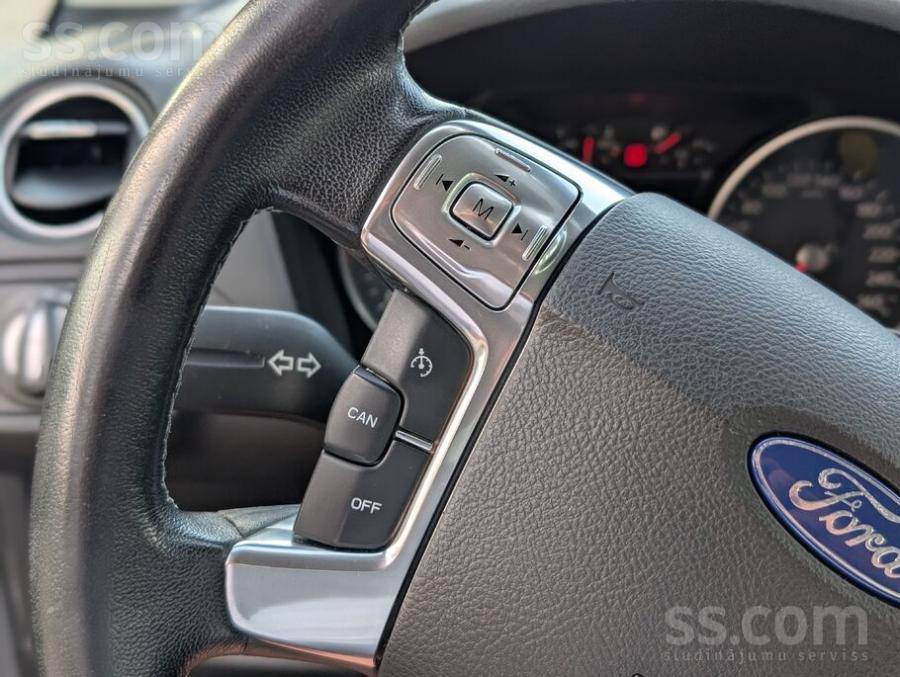 Ford S-Max 2012 Rīga, ar dzinēja tilpumu 2.00 L un nobraukumu 0 tūkst. km par 4950 €, foto 23 vietnē AUTOMOTO.COM.LV
