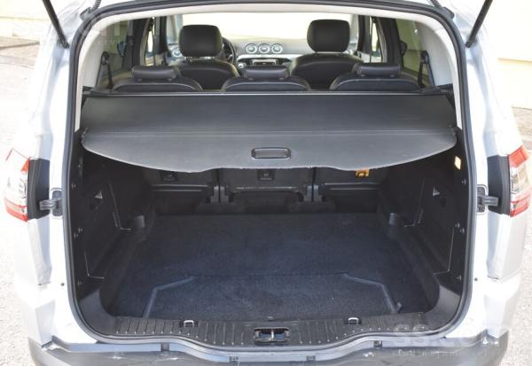 Ford S-Max 2012 Talsi, ar dzinēja tilpumu 2.00 L un nobraukumu 263 tūkst. km par 4900 €, foto 7 vietnē AUTOMOTO.COM.LV