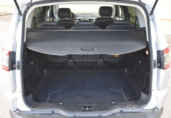 Ford S-Max 2012 Talsi, ar dzinēja tilpumu 2.00 L un nobraukumu 263 tūkst. km par 4900 €, foto 9 vietnē AUTOMOTO.COM.LV