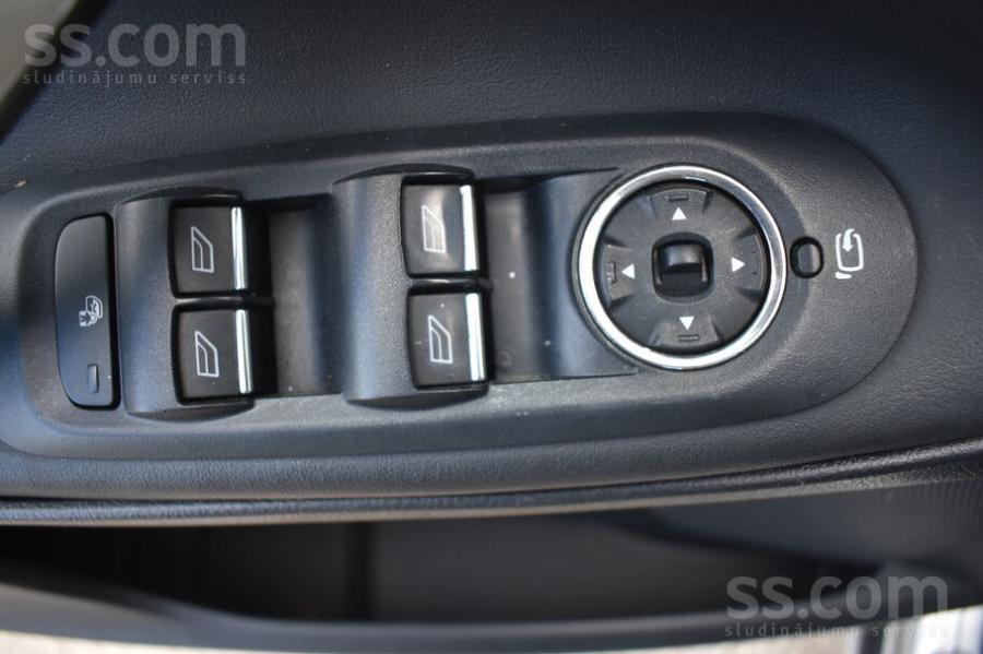 Ford S-Max 2012 Talsi, ar dzinēja tilpumu 2.00 L un nobraukumu 263 tūkst. km par 4900 €, foto 11 vietnē AUTOMOTO.COM.LV