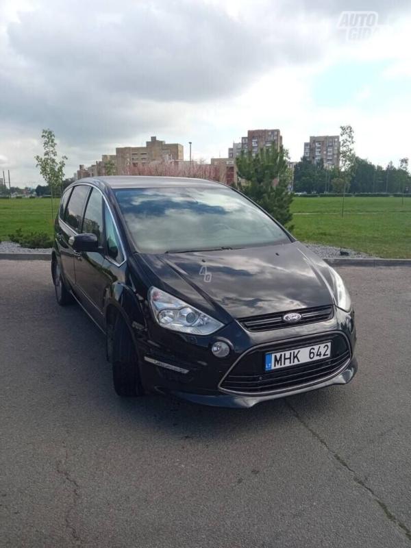 Форд С-Макс 2012 в Кайшядорис на AUTOMOTO.COM.LV Форд С-Макс 2012 в Кайшядорис, объемом двигателя 2.00 л и пробегом 200 тыс. км за 4100 €, фото 3 на AUTOMOTO.COM.LV