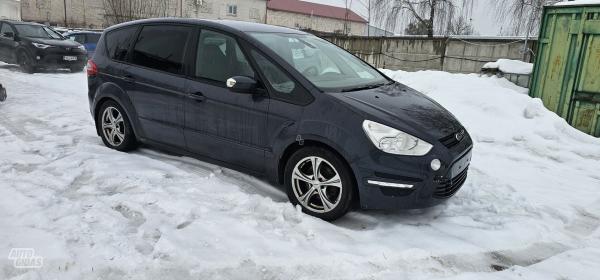 Ford S-Max 2013 in Kaunas, with an engine capacity of 2.00 L and mileage of 400 thousand km for 1850 €, photo 1 on AUTOMOTO.COM.LV