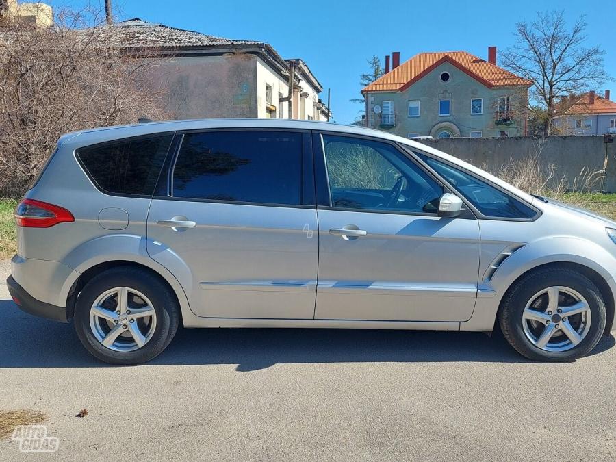 Ford S-Max 2013 in Radviliskis, with an engine capacity of 2.00 L and mileage of 210 thousand km for 5350 €, photo 4 on AUTOMOTO.COM.LV