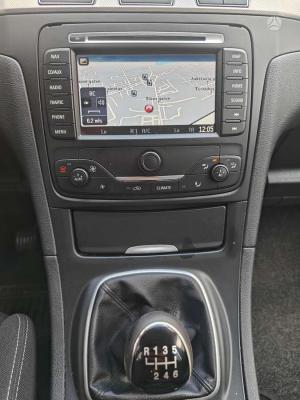Ford S-Max 2013 in Klaipeda, with an engine capacity of 2.00 L and mileage of 300 thousand km for 3750 €, photo 8 on AUTOMOTO.COM.LV