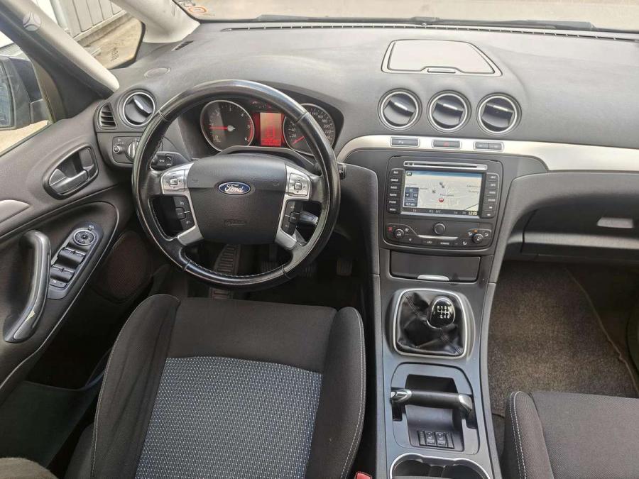 Ford S-Max 2013 in Klaipeda, with an engine capacity of 2.00 L and mileage of 300 thousand km for 3750 €, photo 13 on AUTOMOTO.COM.LV