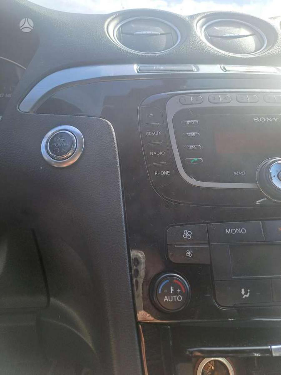 Ford S-Max 2014 Viļņa, ar dzinēja tilpumu 2.00 L un nobraukumu 205 tūkst. km par 5900 €, foto 13 vietnē AUTOMOTO.COM.LV