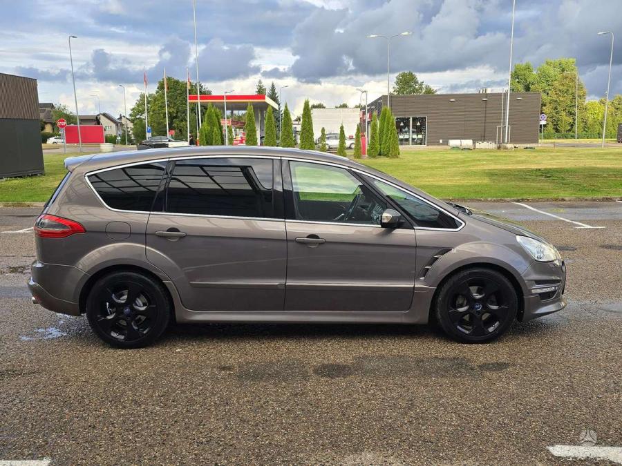 Ford S-Max 2014 in Jonava, with an engine capacity of 2.20 L and mileage of 289 thousand km for 6350 €, photo 8 on AUTOMOTO.COM.LV