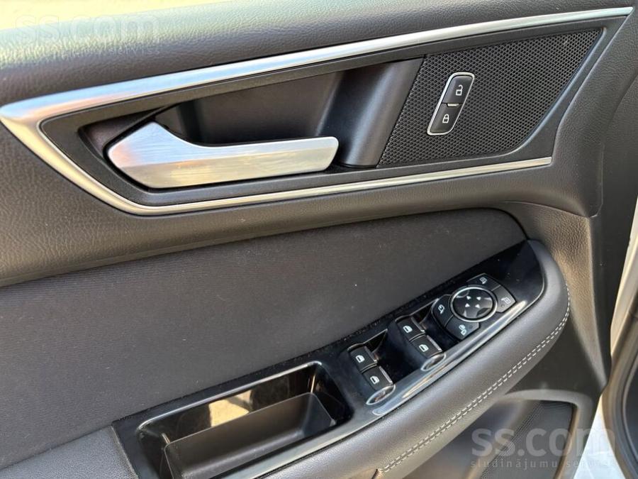 Ford S-Max 2015 Liepāja, ar dzinēja tilpumu 2.00 L un nobraukumu 167 tūkst. km par 8500 €, foto 12 vietnē AUTOMOTO.COM.LV