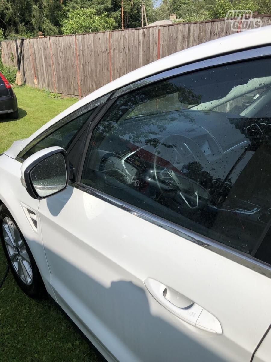 Форд С-Макс 2016 в Вильнюс, объемом двигателя 2.00 л и пробегом 280 тыс. км за 4000 €, фото 5 на AUTOMOTO.COM.LV