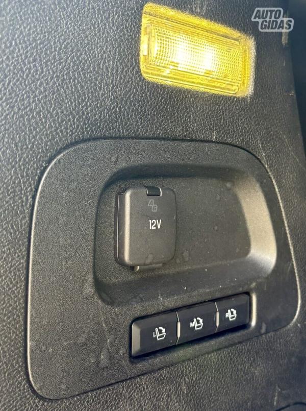 Ford S-Max 2016 Kretinga, ar dzinēja tilpumu 2.00 L un nobraukumu 241 tūkst. km par 7500 €, foto 8 vietnē AUTOMOTO.COM.LV