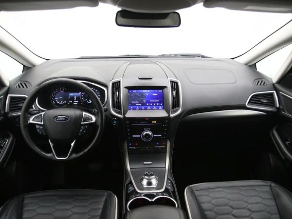 Ford S-Max 2019 in Vilnius, with an engine capacity of 2.00 L and mileage of 179 thousand km for 14599 €, photo 2 on AUTOMOTO.COM.LV