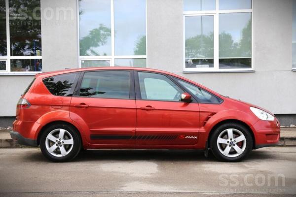 Red Ford S-Max 2006 in Riga, with an engine capacity of 2.00 L and mileage of 0 thousand km for 2995 €, photo 3 on AUTOMOTO.COM.LV