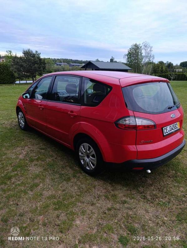 Red Ford S-Max 2006 in Alytus, with an engine capacity of 2.00 L and mileage of 300 thousand km for 2150 €, photo 5 on AUTOMOTO.COM.LV